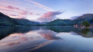 Scenic Reflections Desktop Theme for Windows 10 / 11