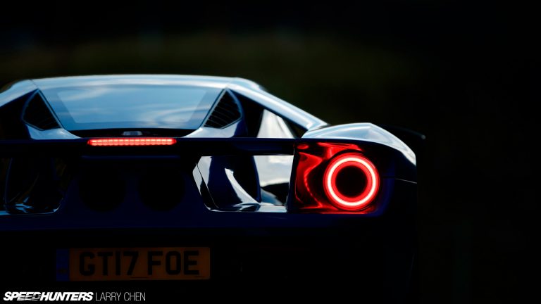 Ford GT Theme for Windows 10