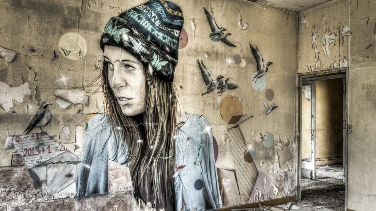 Artistic Graffiti Desktop Theme for Windows 10 / 11