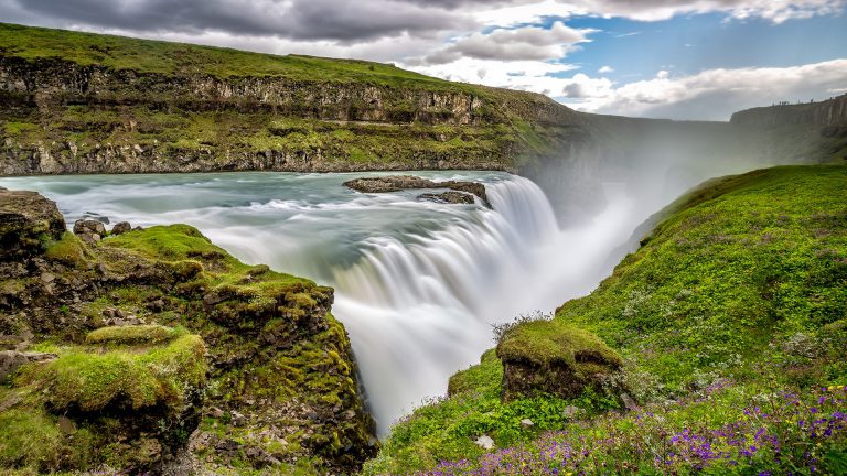 Gullfoss Falls - Themes10.win